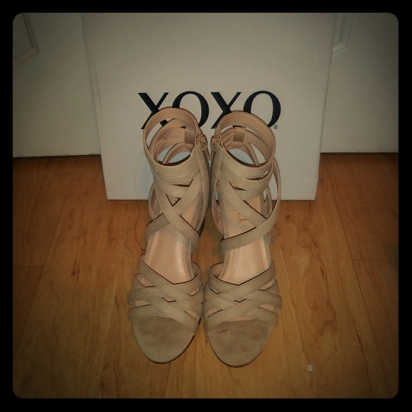 XOXO | Shoes | Xoxo Eden In Tan | Poshmark